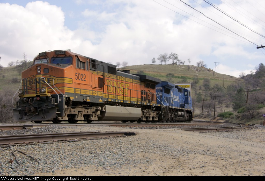 BNSF 5022